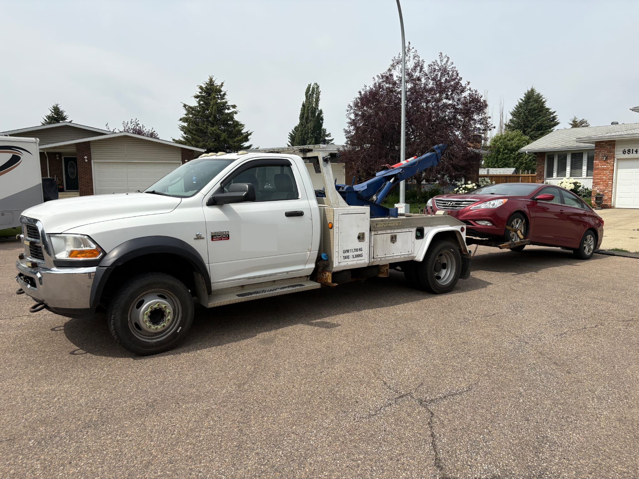 Amber Towing Edmonton | Fast & Affordable Towing Service Near You